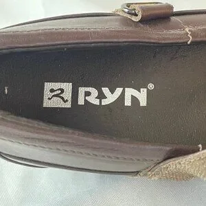 RYN | Shoes | New Ryn Womens Rocker Walking Shoes Brown Velcro Strap Sz ...